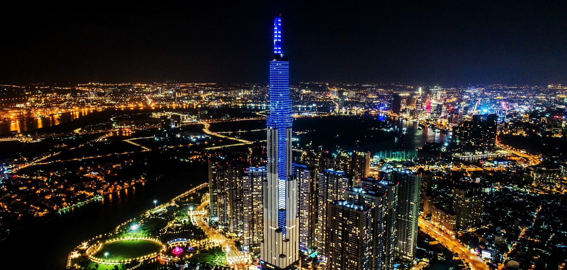 VBF 2024: 総理は「3つの確約」を約束し、FDI企業との「3つの突破口」を強化し、「3つの強化」を実施する - Công ty Cổ ...